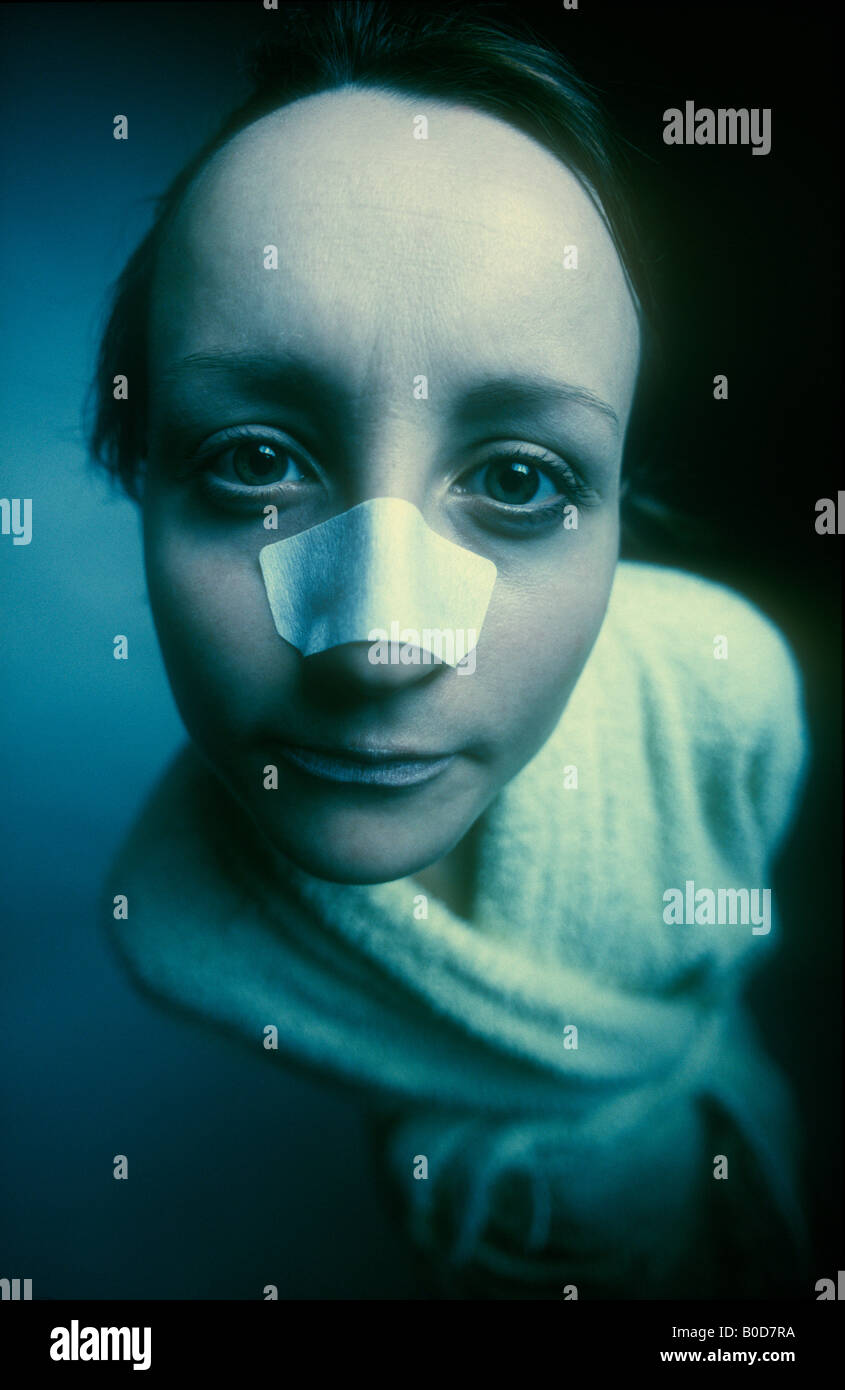 Nose plaster Banque de photographies et d’images à haute résolution - Alamy