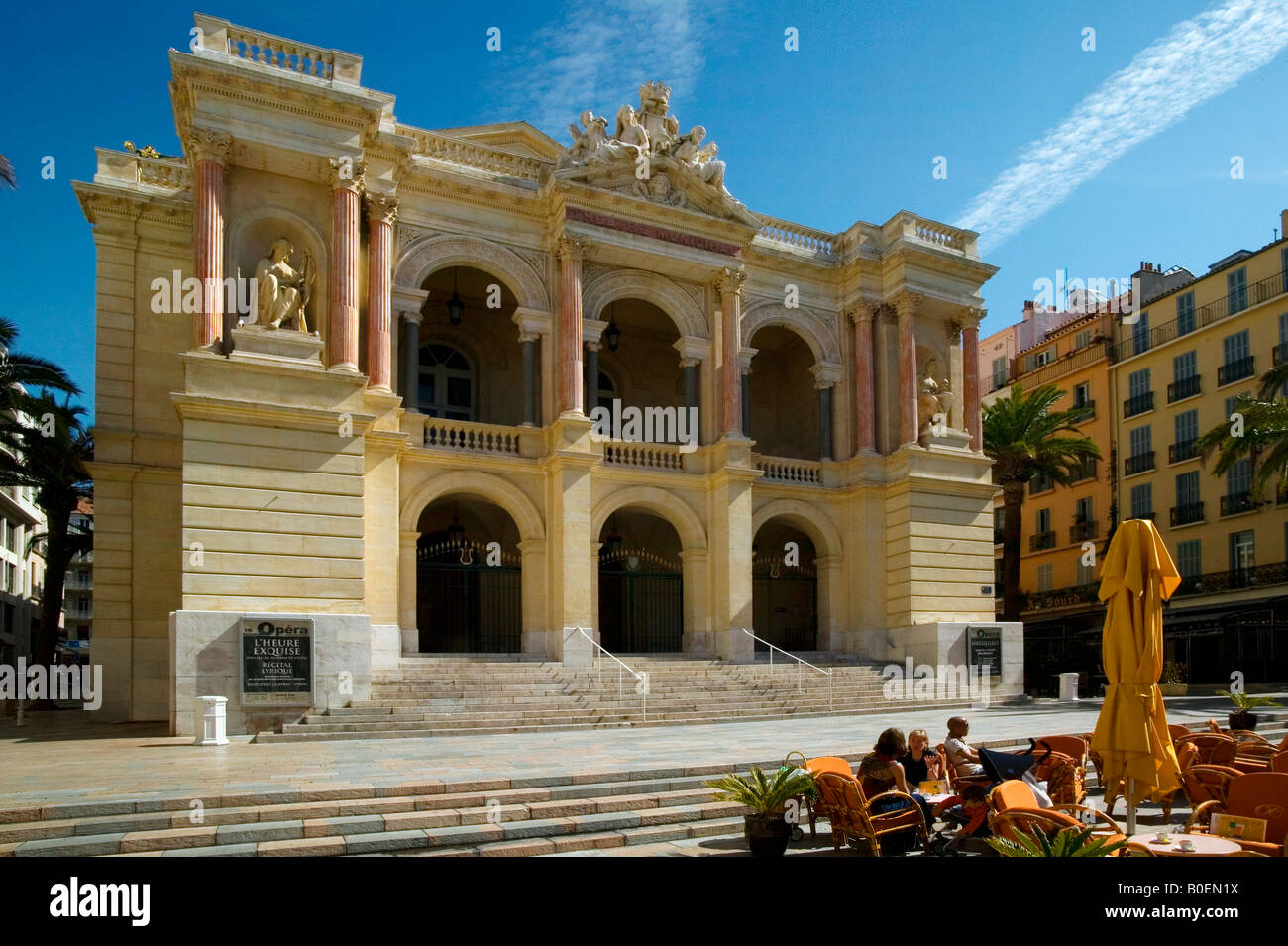 Toulon opera Banque de photographies et d’images à haute résolution - Alamy
