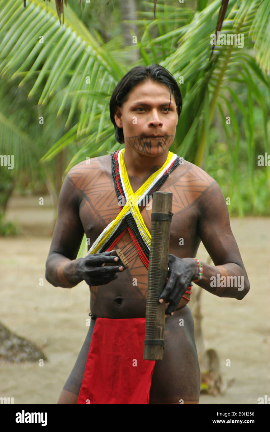 Embera natif Banque de photographies et d’images à haute résolution - Alamy