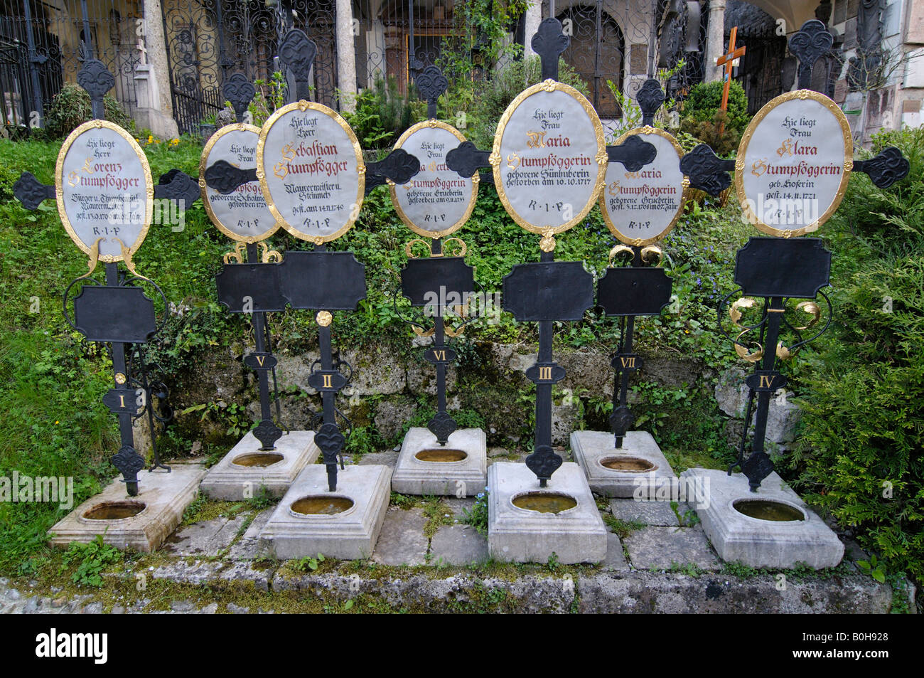 La tombe de Stumpfegger, Petersfriedhof ou la cimetière, Salzbourg ...