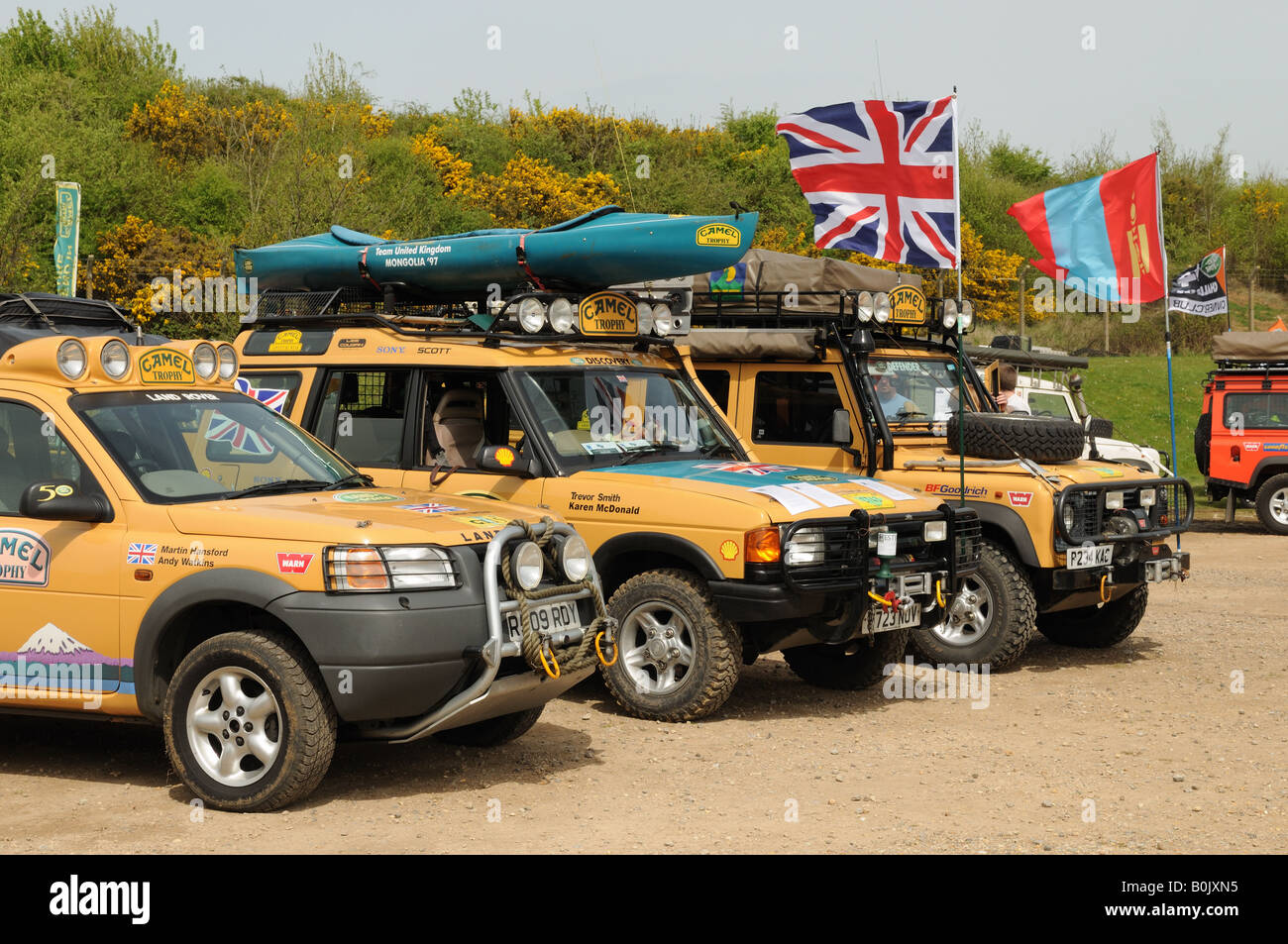 Land rover defender camel trophy 4x4 Banque de photographies et d ...