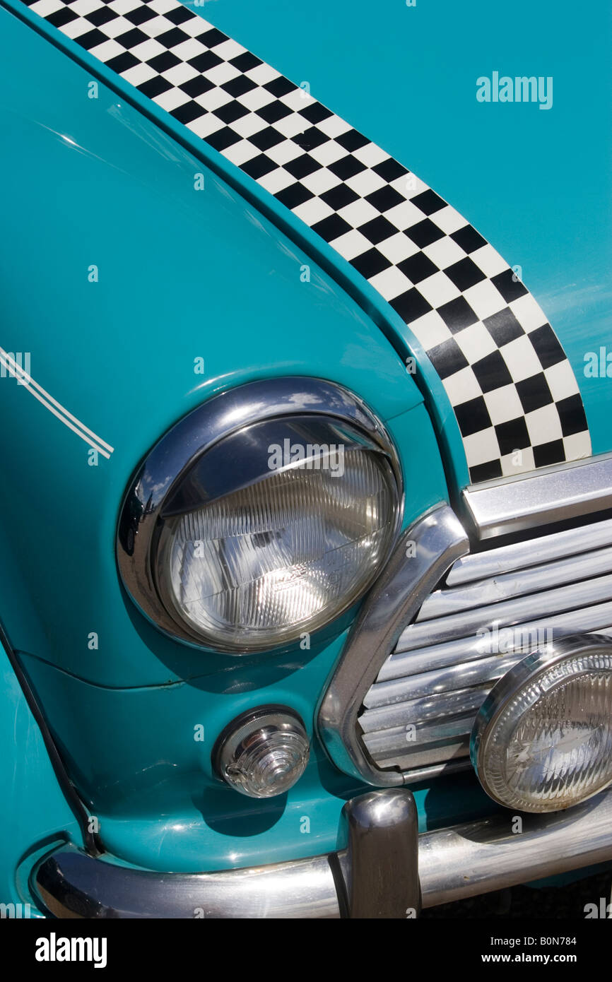 Turquoise mini cooper Banque de photographies et d’images à haute ...