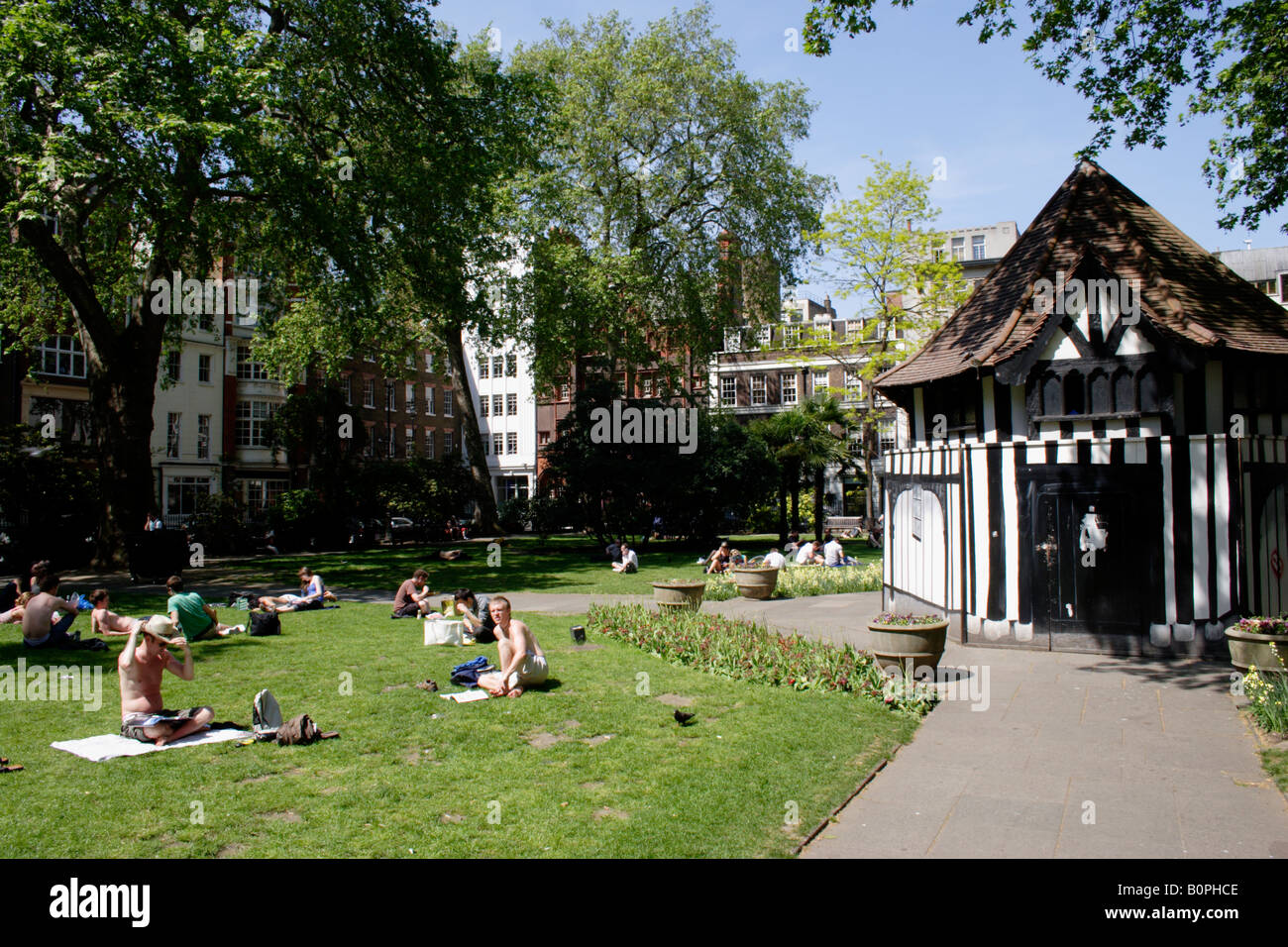 Soho Square Banque d'image et photos - Alamy