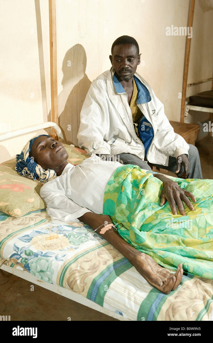 Le VIH/SIDA à l'hôpital du patient, Garoua, Cameroun, Afrique Photo ...