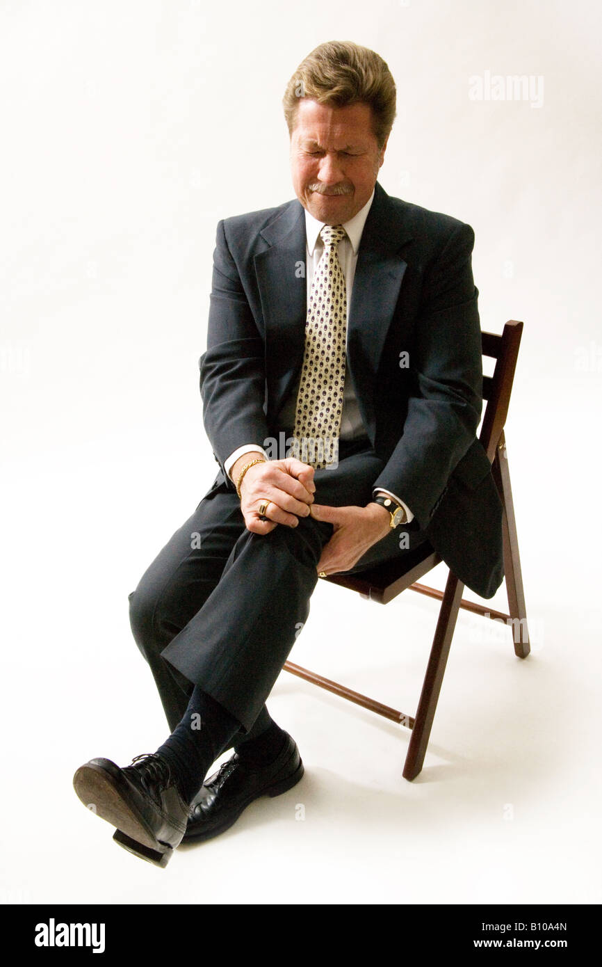 Bursite du genou Banque de photographies et d’images à haute résolution ...