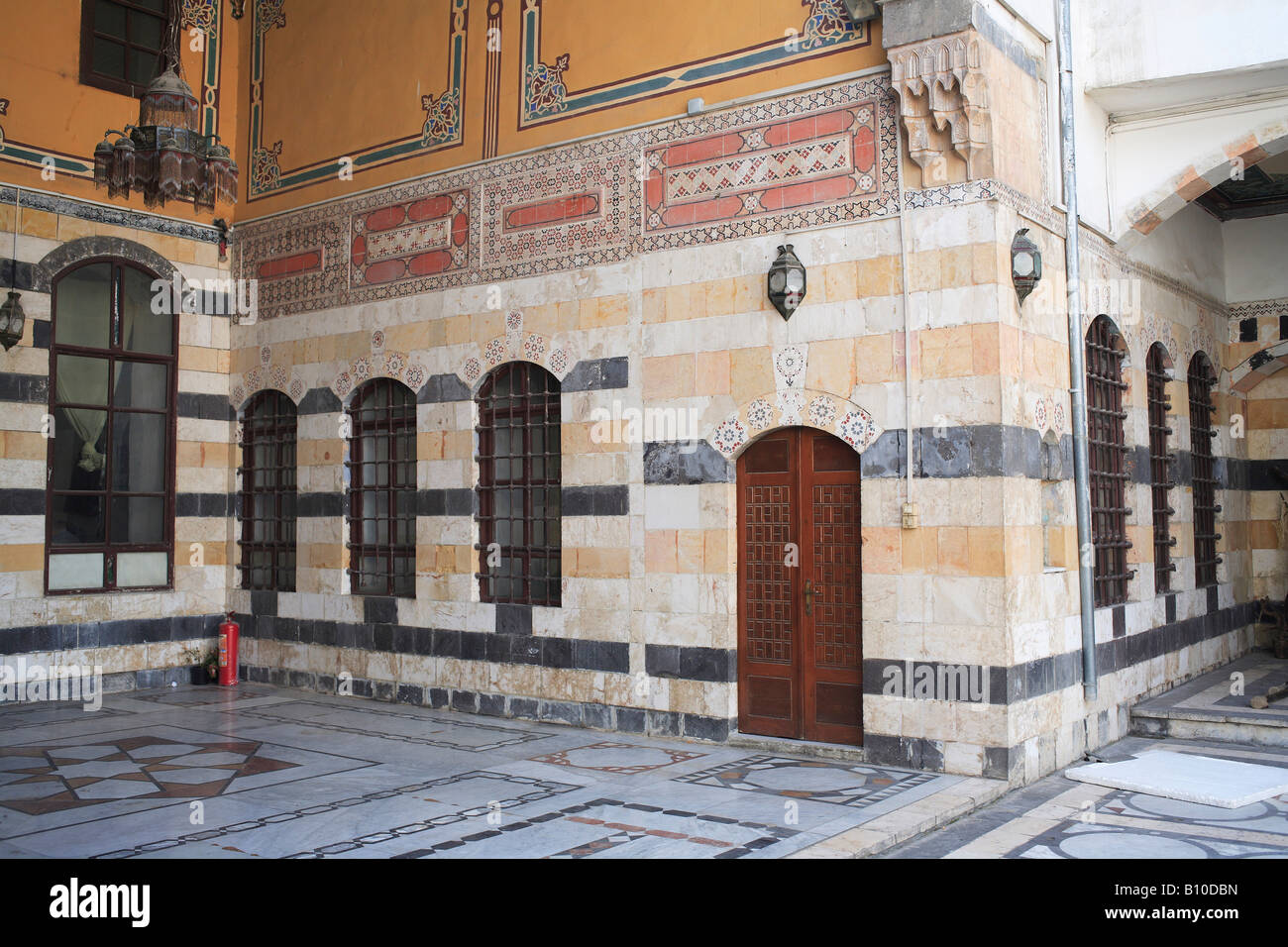 Palais damas Banque de photographies et d’images à haute résolution - Alamy