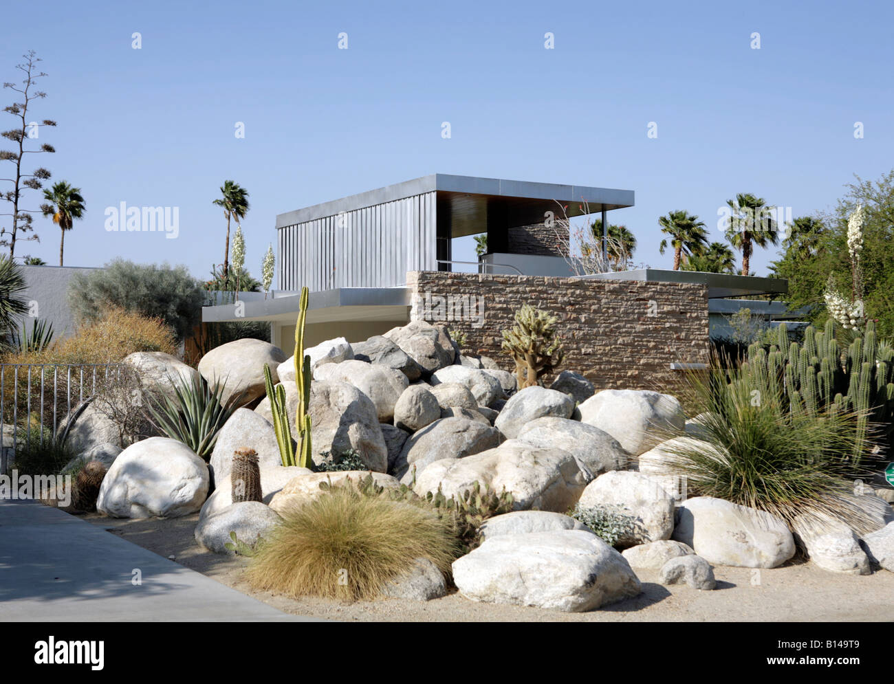 Maison moderniste de palm springs Banque de photographies et d’images à haute résolution - Alamy
