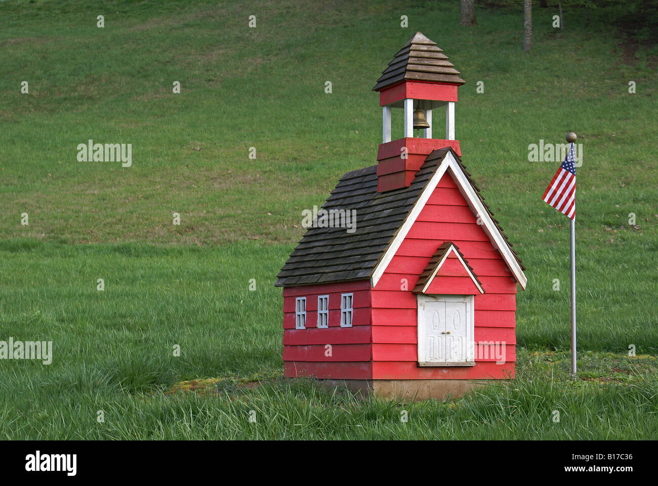 Little red school house Banque de photographies et d’images à haute ...