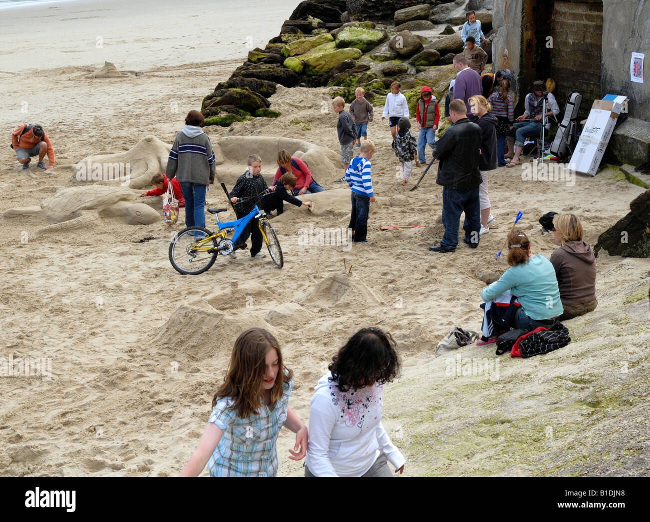 Sculptures sur la plage Banque de photographies et d’images à haute ...
