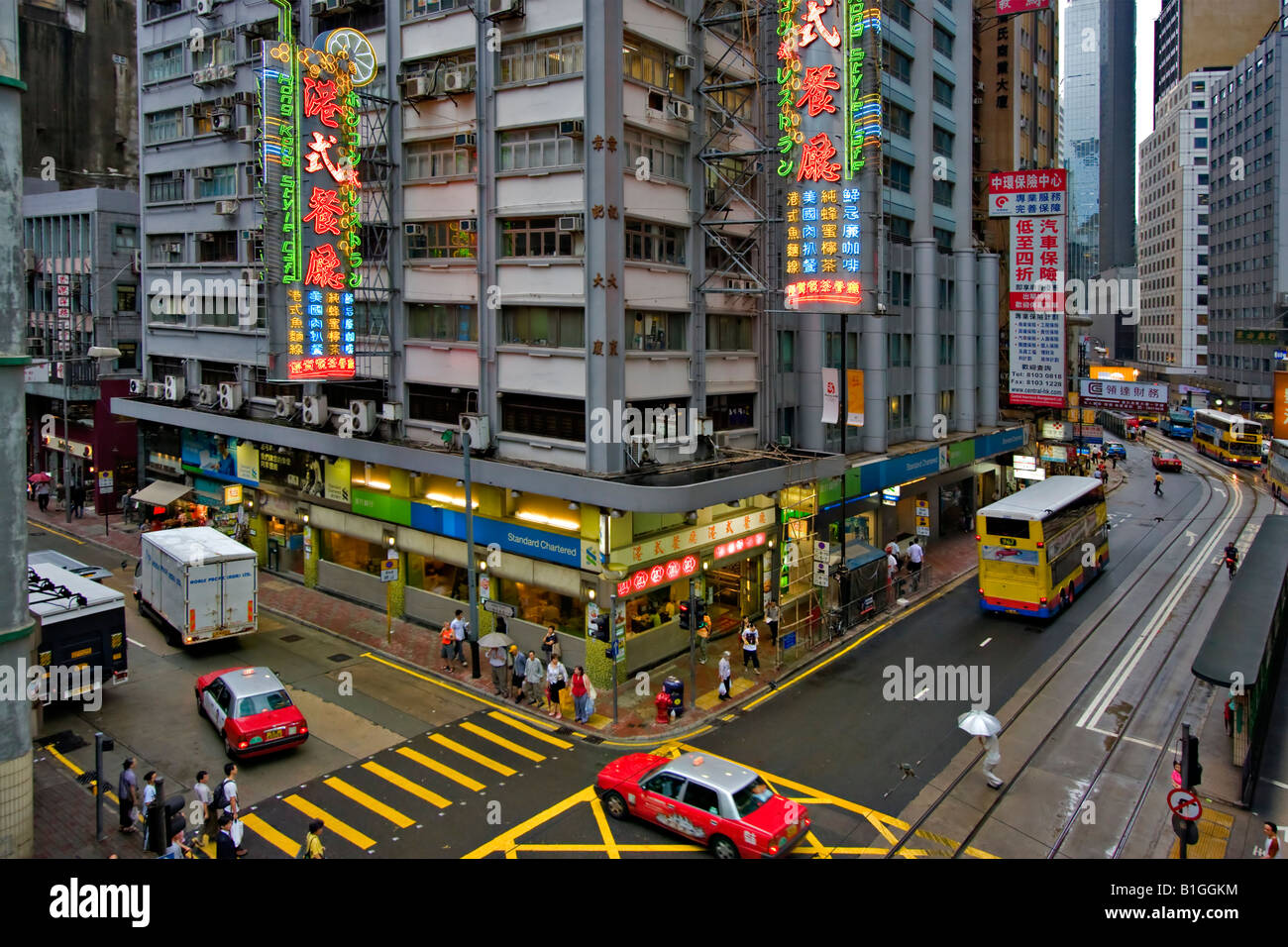 Hong kong street Banque de photographies et d’images à haute résolution ...