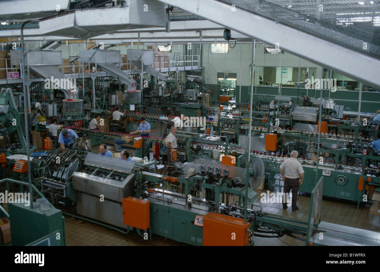 Bacardi rum bottles Banque de photographies et d’images à haute ...
