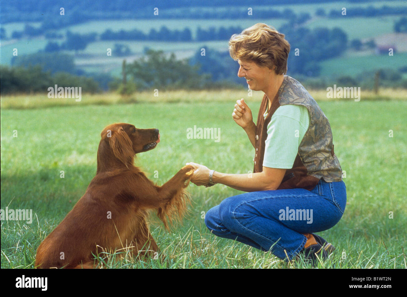 Femme irlandaise brune Banque de photographies et d’images à haute ...