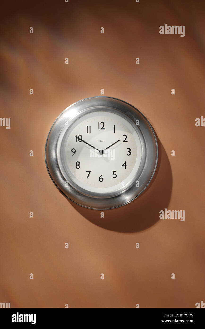 14h horloge Banque de photographies et d’images à haute résolution - Alamy