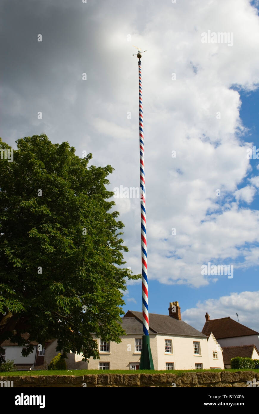 Maypole voir Banque de photographies et d’images à haute résolution - Alamy
