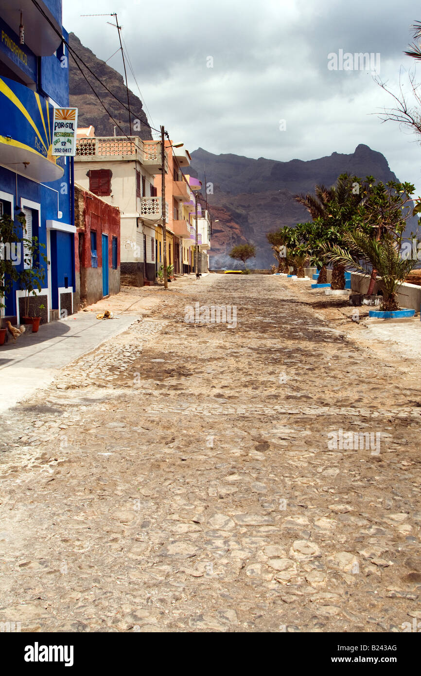 Le village de Ponta do Sol sur Santo Antao sur les îles du Cap Vert ...