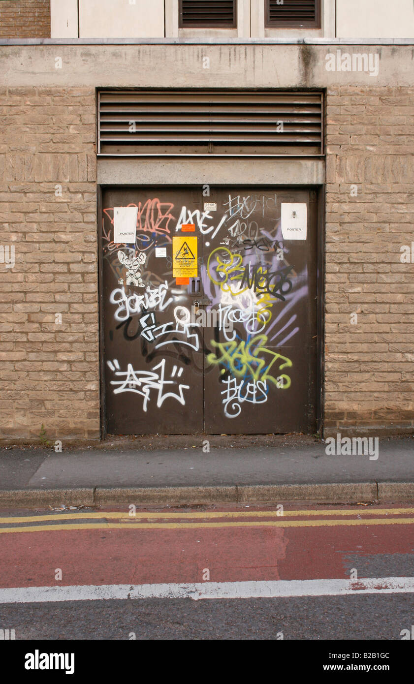 Route porte Banque de photographies et d’images à haute résolution - Alamy