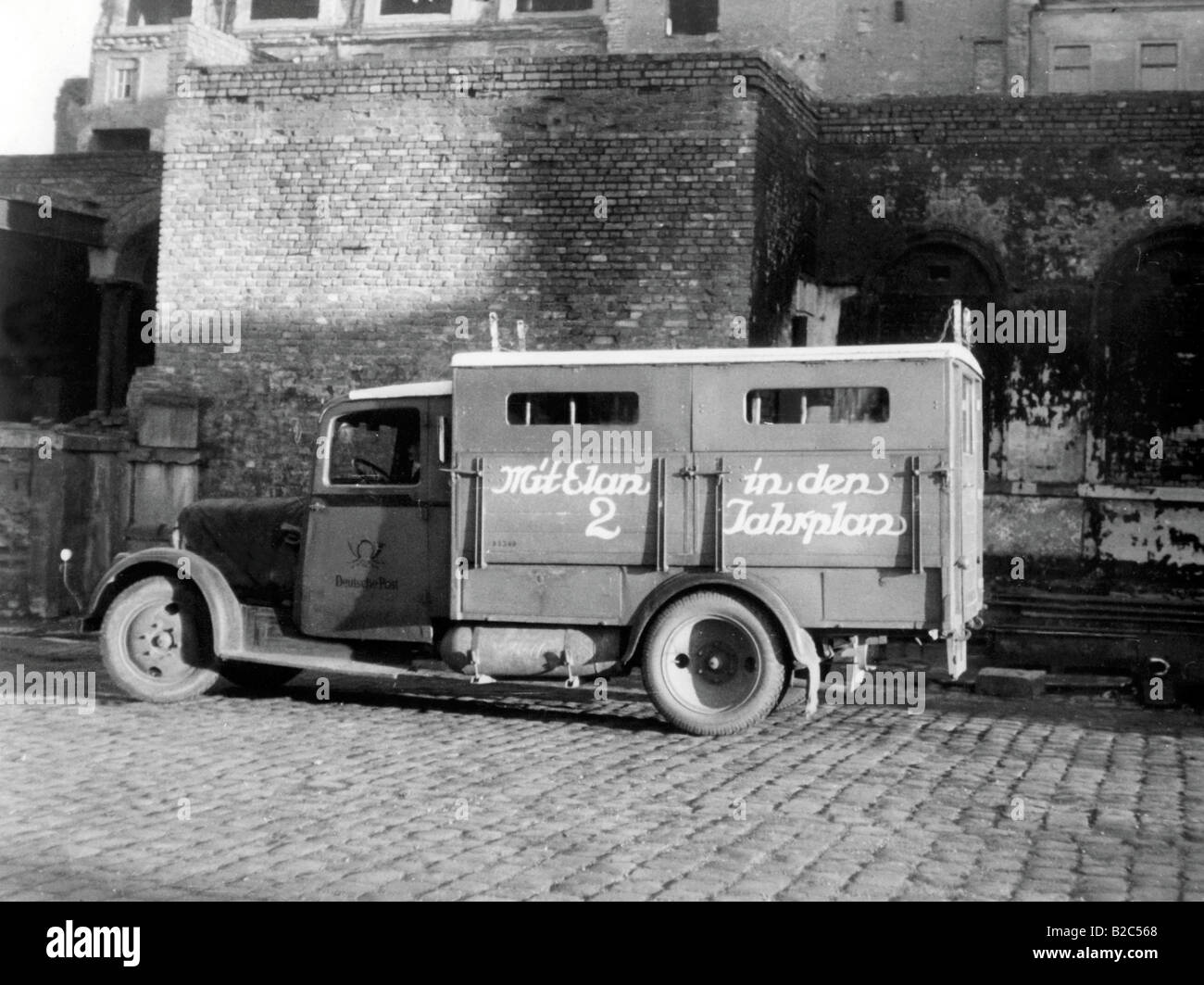 German post office Banque de photographies et d’images à haute ...