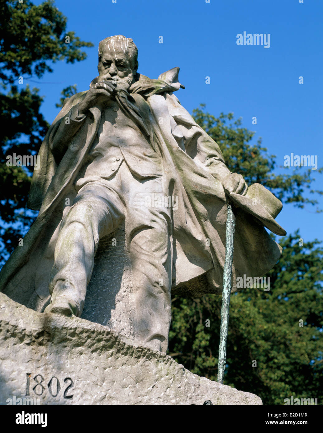Victor hugo statue Banque de photographies et d’images à haute ...