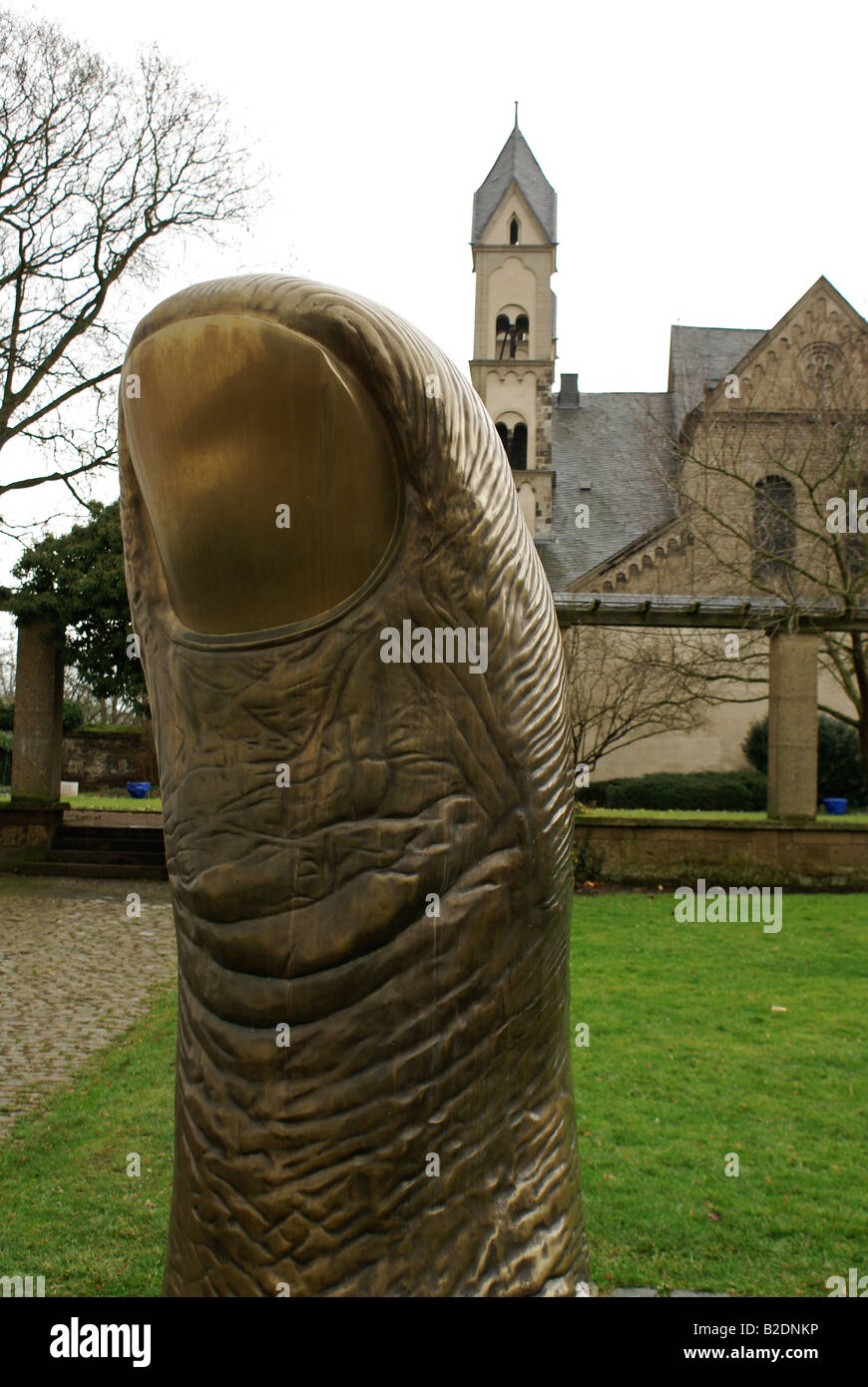 Giant finger Banque de photographies et d’images à haute résolution - Alamy