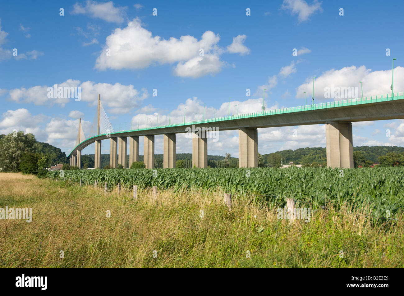 Pont de brotonne normandie france Banque de photographies et d’images à ...