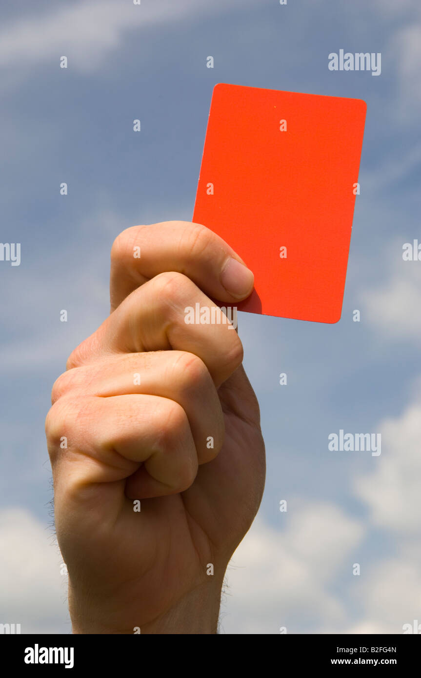 Carton rouge Banque de photographies et d’images à haute résolution - Alamy