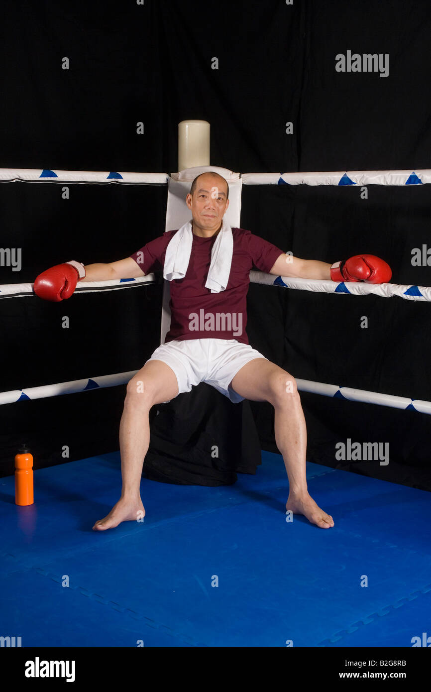 Barefoot boxing Banque de photographies et d’images à haute résolution ...