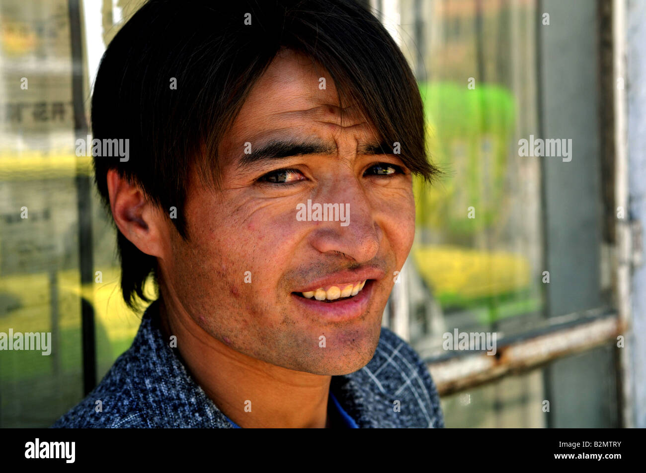 Kazakh man portrait Banque de photographies et d’images à haute résolution - Alamy