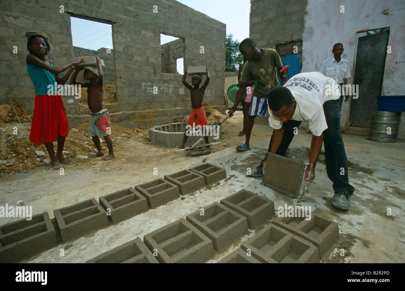 Chantier de construction luanda angola Banque de photographies et d ...