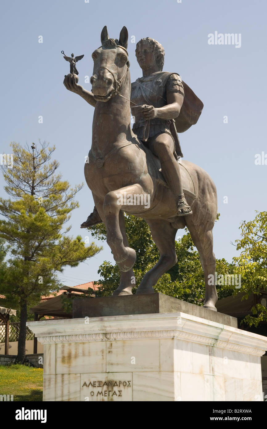 Grèce Macédoine Pella Alexander la grande statue Photo Stock - Alamy