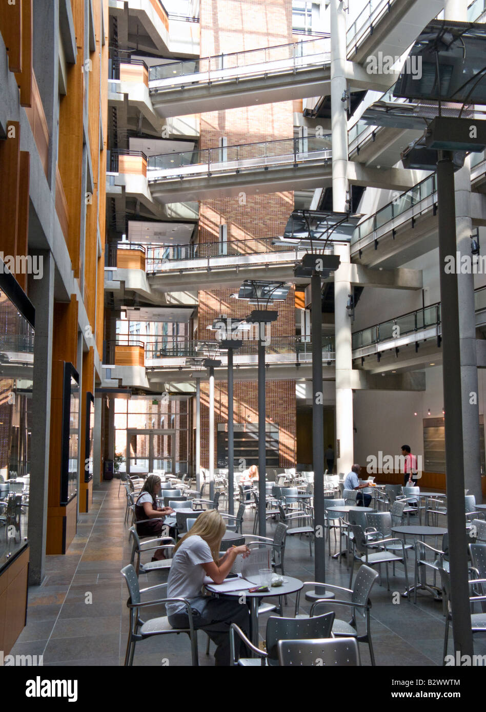 Science center interior Banque de photographies et d’images à haute ...