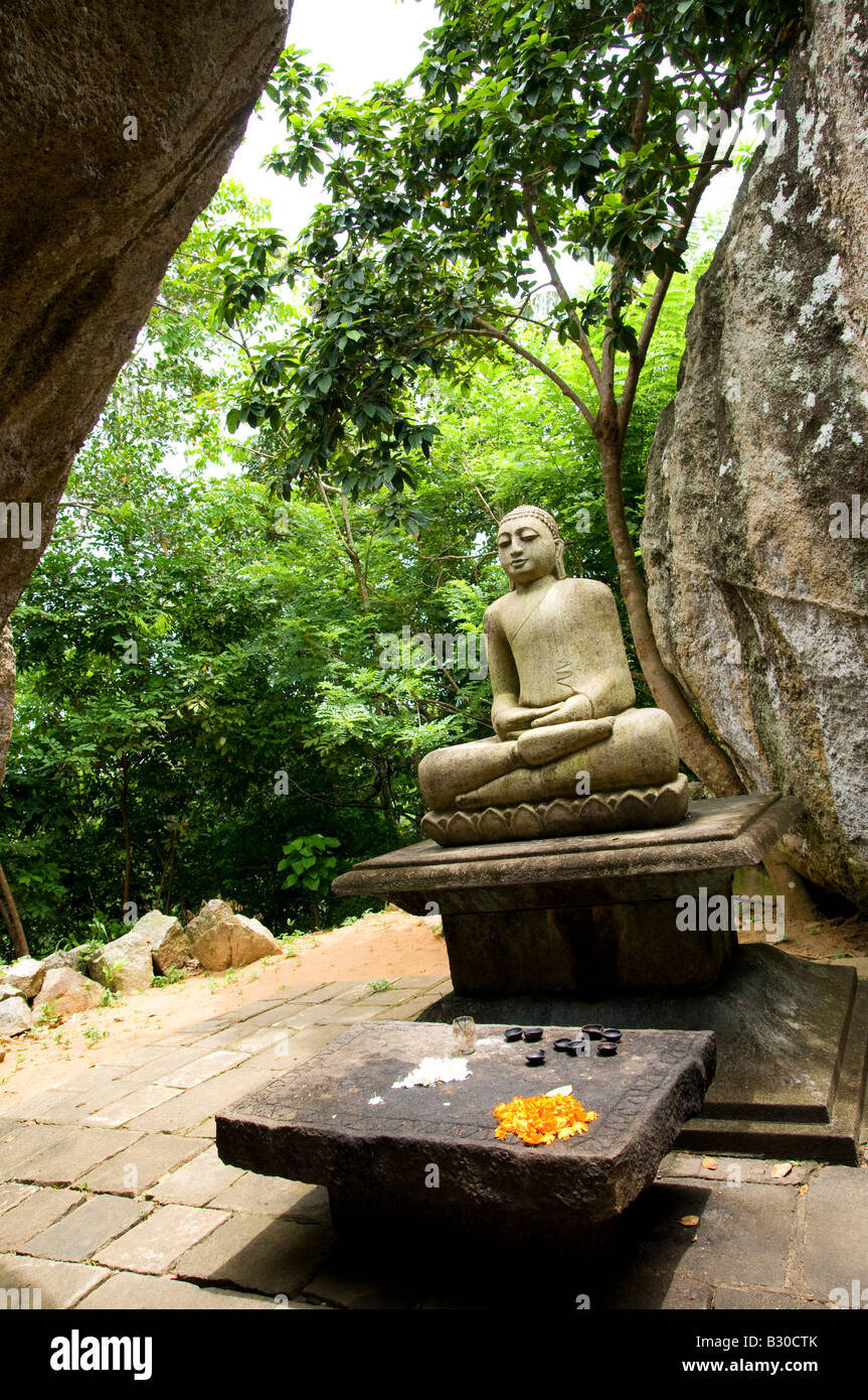 Yatagala raja maha viharaya Banque de photographies et d’images à haute ...