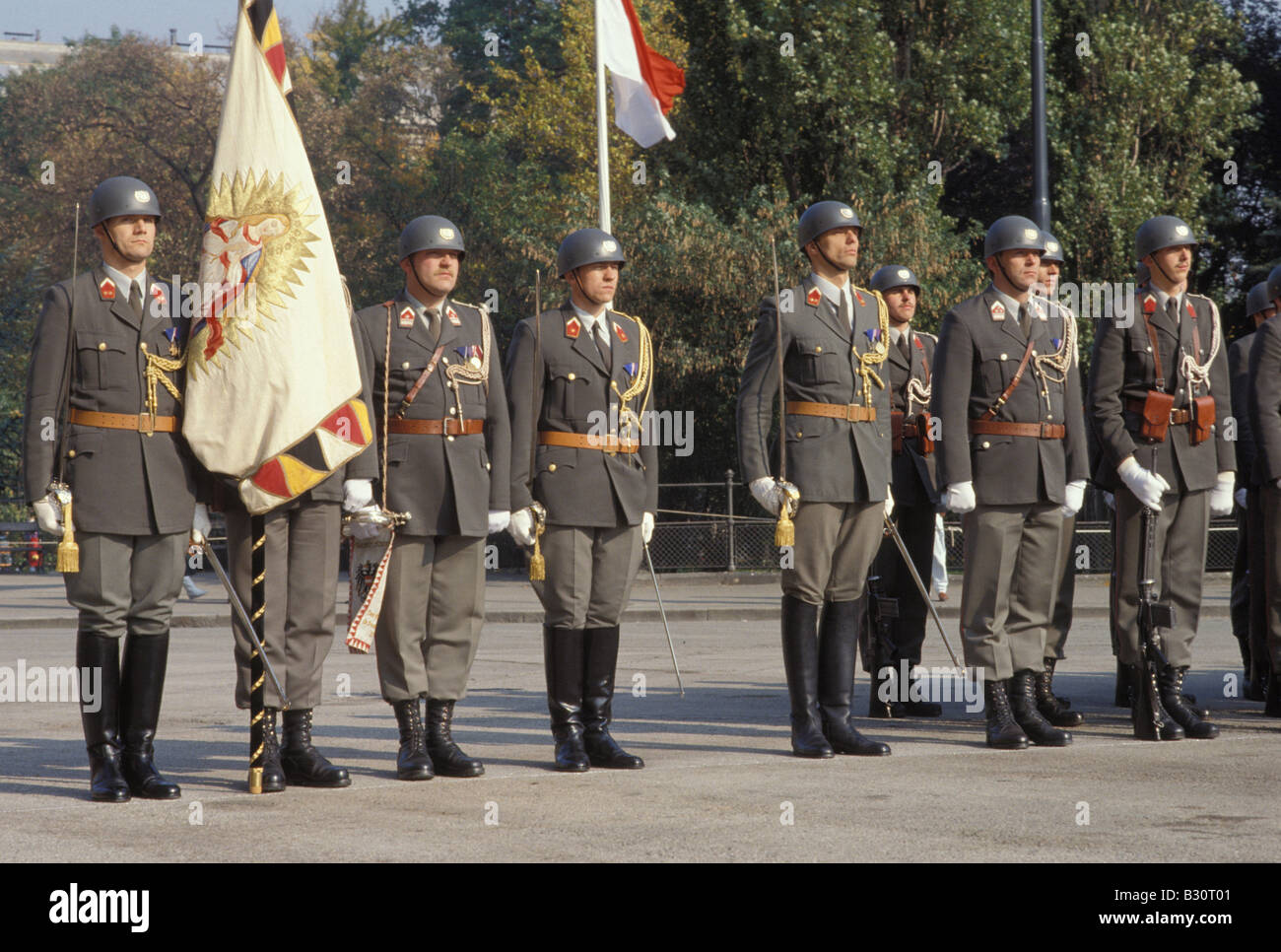 Austrian armed forces Banque de photographies et d’images à haute ...