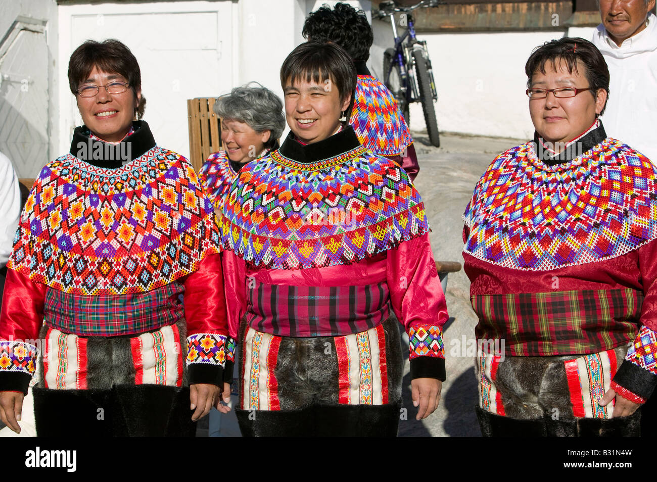 Greenland traditional clothing Banque de photographies et d’images à ...