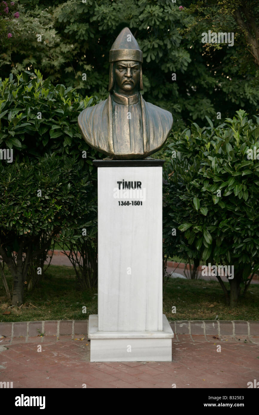 Statue de Timur Gurkan fondateur de l'Empire turc Timur dans Parc de ...