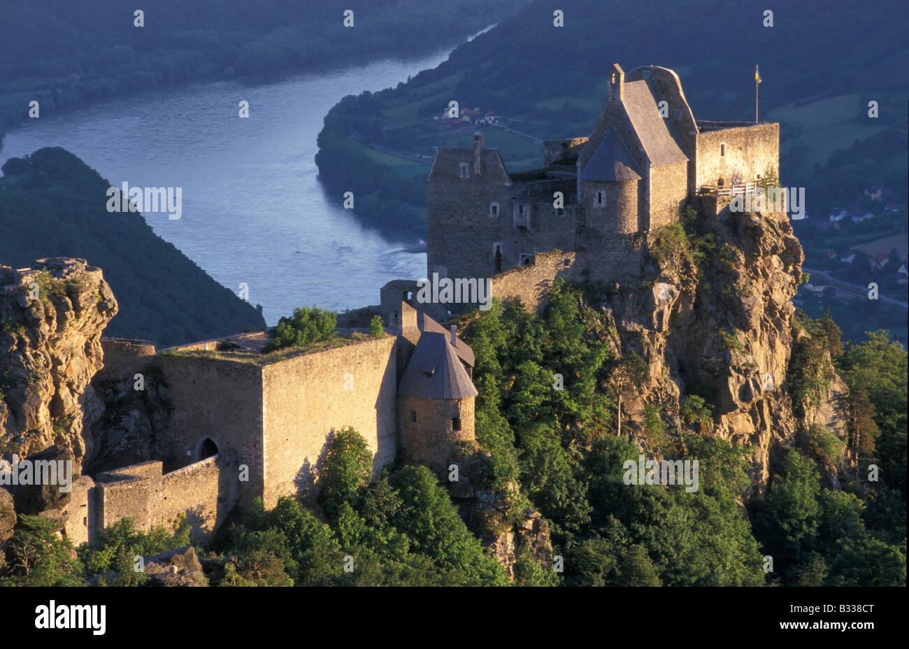 Les ruines d'aggstein Banque de photographies et d’images à haute ...