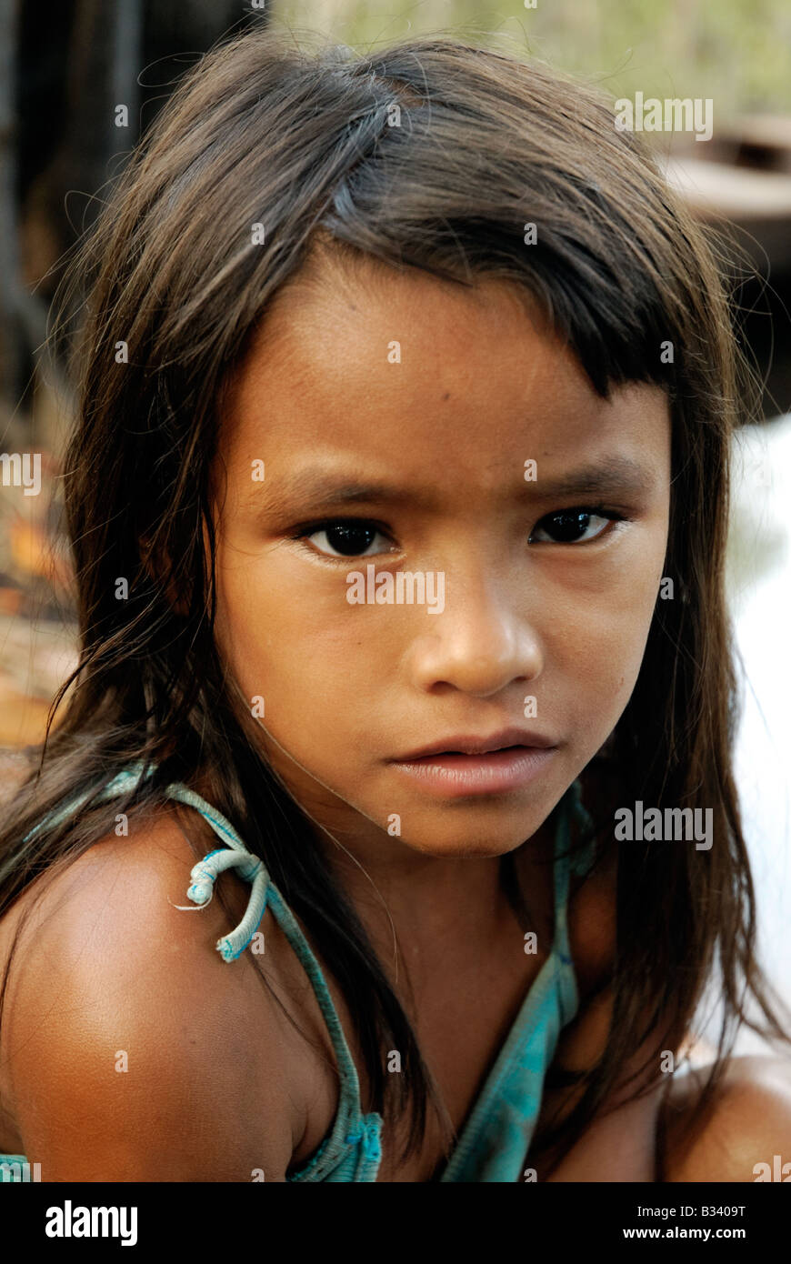 Native brazilian girl indigenous Banque de photographies et d’images à ...
