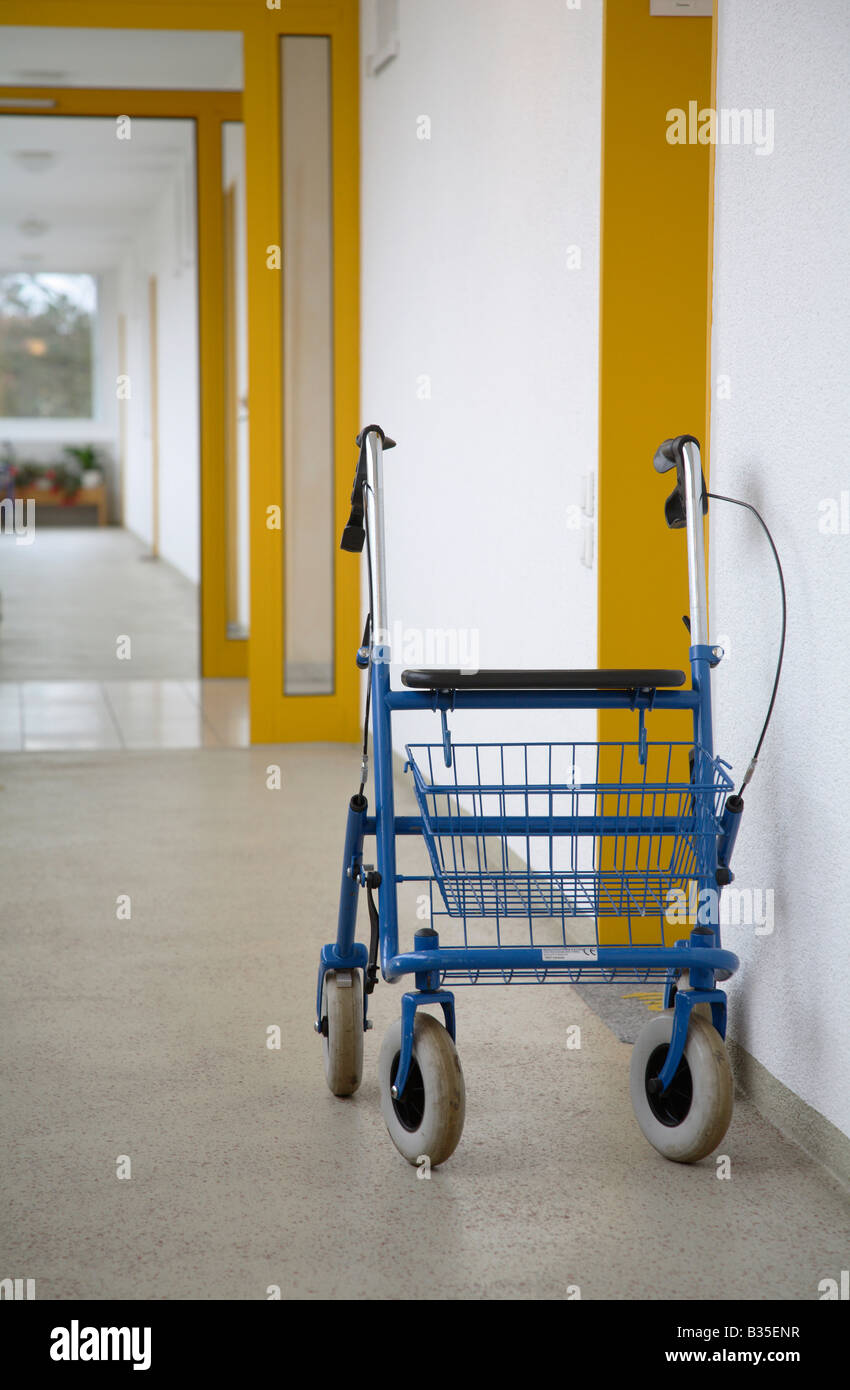 Un marcheur Banque de photographies et d’images à haute résolution - Alamy