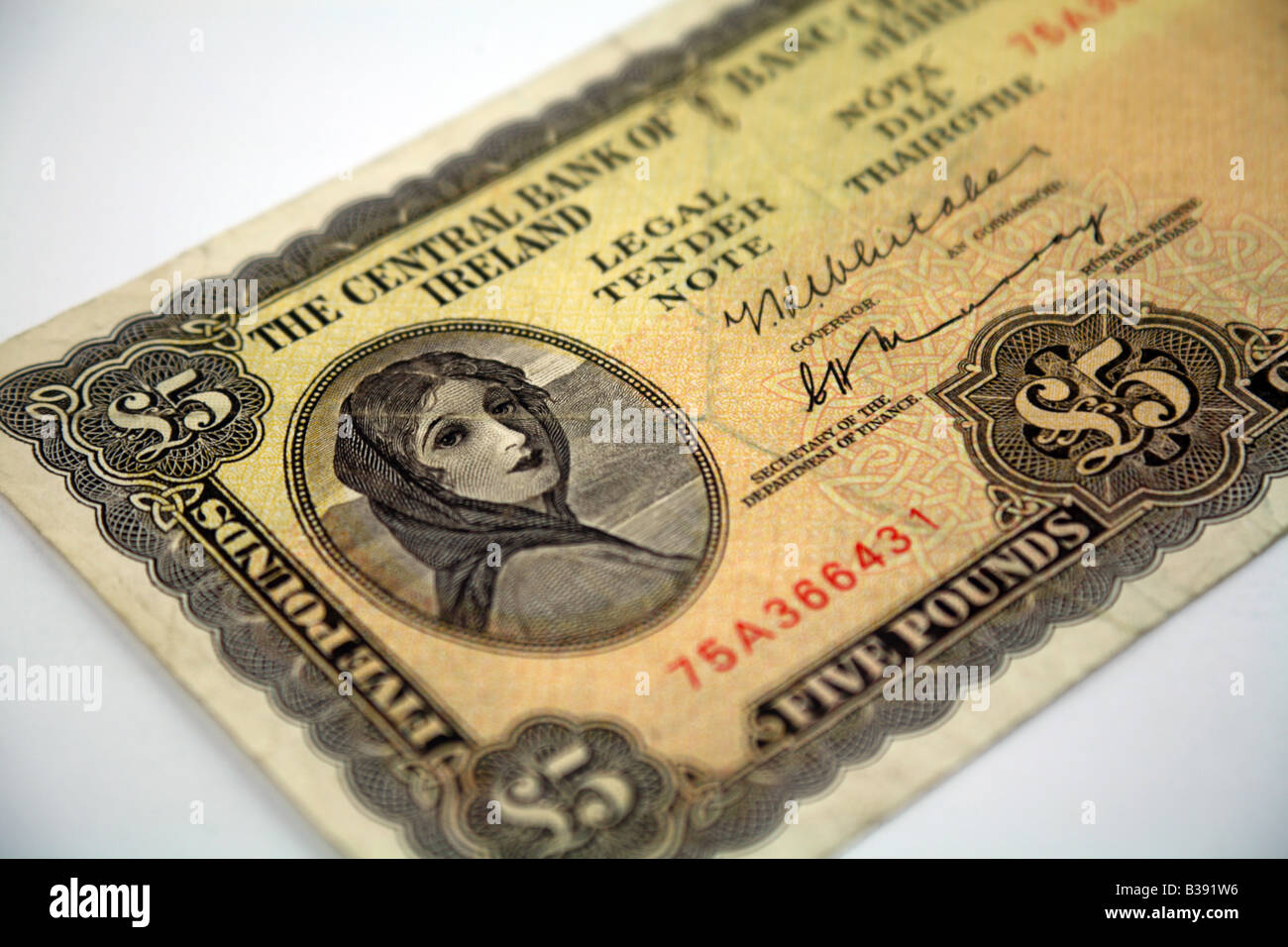 Monnaie irlandaise Banque de photographies et d’images à haute ...