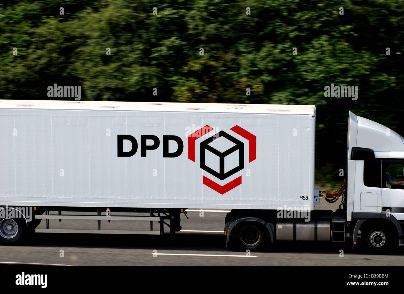 Camion dpd Banque de photographies et d’images à haute résolution - Alamy
