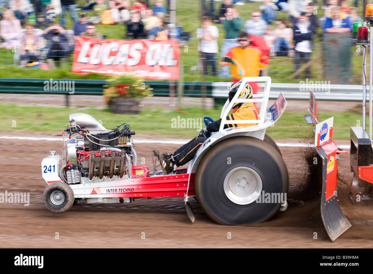 Mini tractor pulling puller pullers Banque de photographies et d’images ...