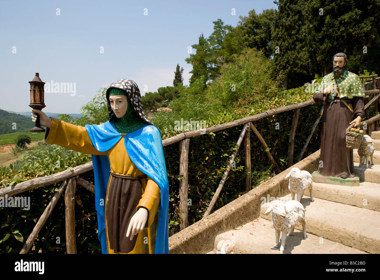 Scène de la Nativité à la Santuario di Pancole Pancole Toscane Italie ...