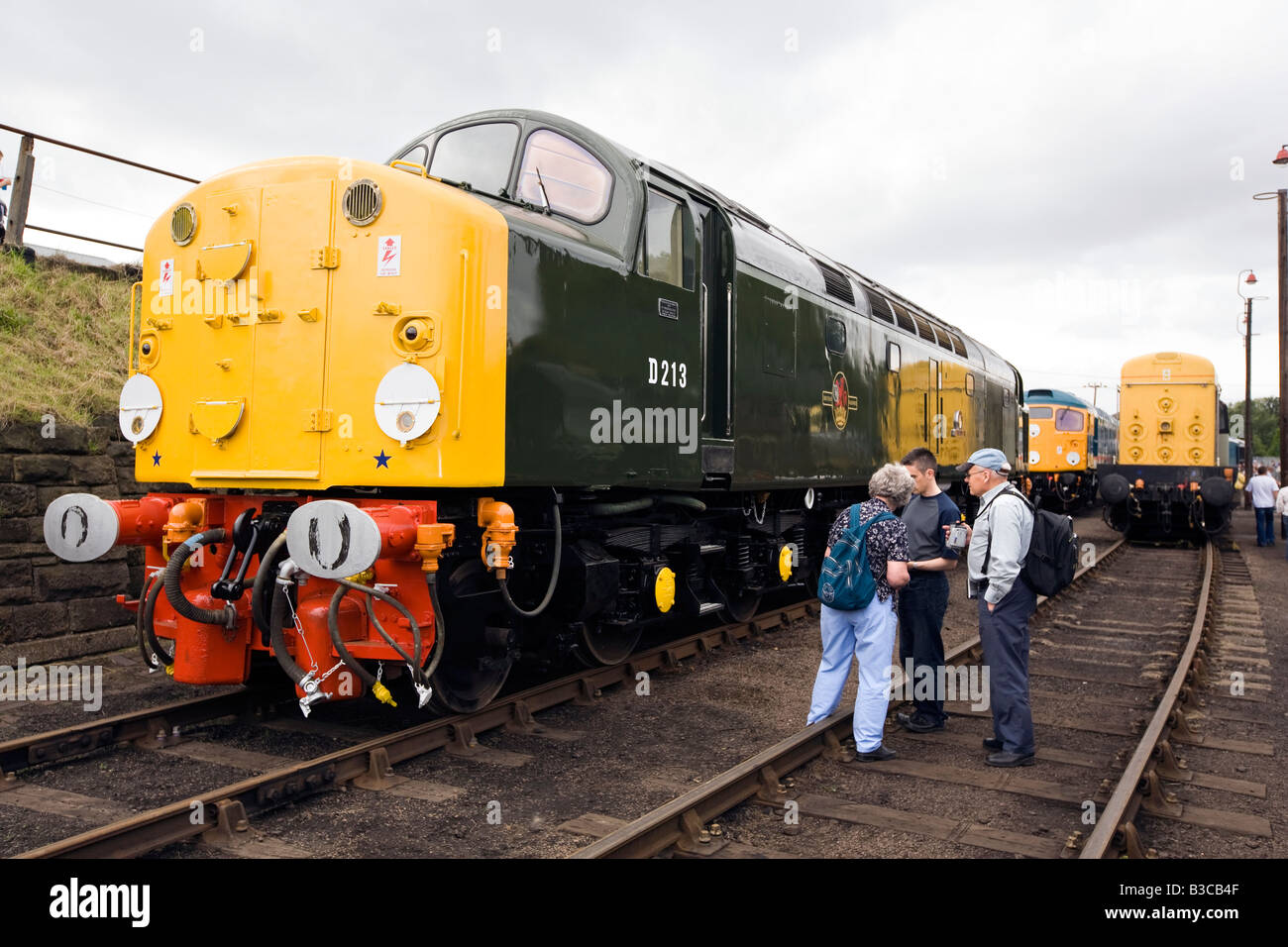 Class 40 diesel locomotive Banque de photographies et d’images à haute ...