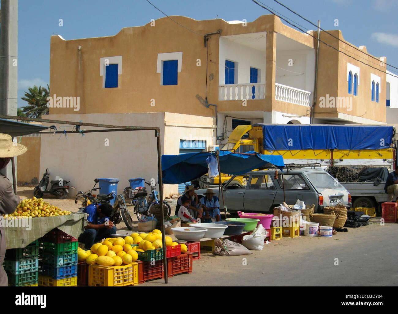 Market midoun djerba tunisia Banque de photographies et d’images à ...