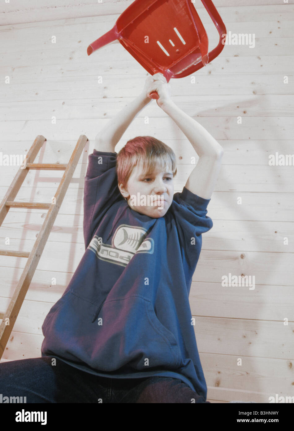 Enfant agressif Banque de photographies et d’images à haute résolution ...