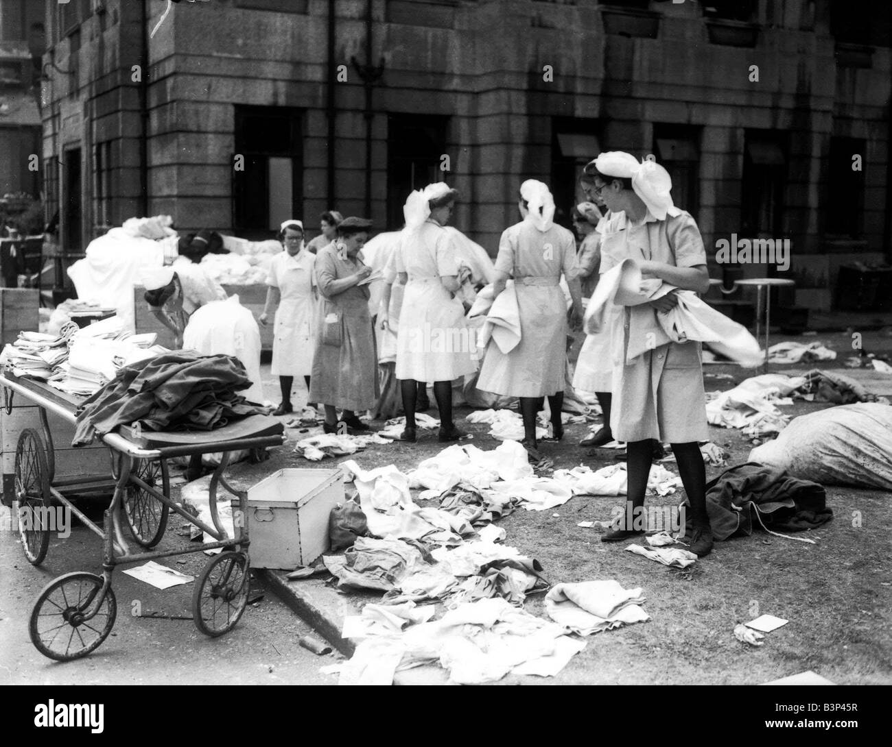 Ww2 medical equipment Banque de photographies et d’images à haute ...