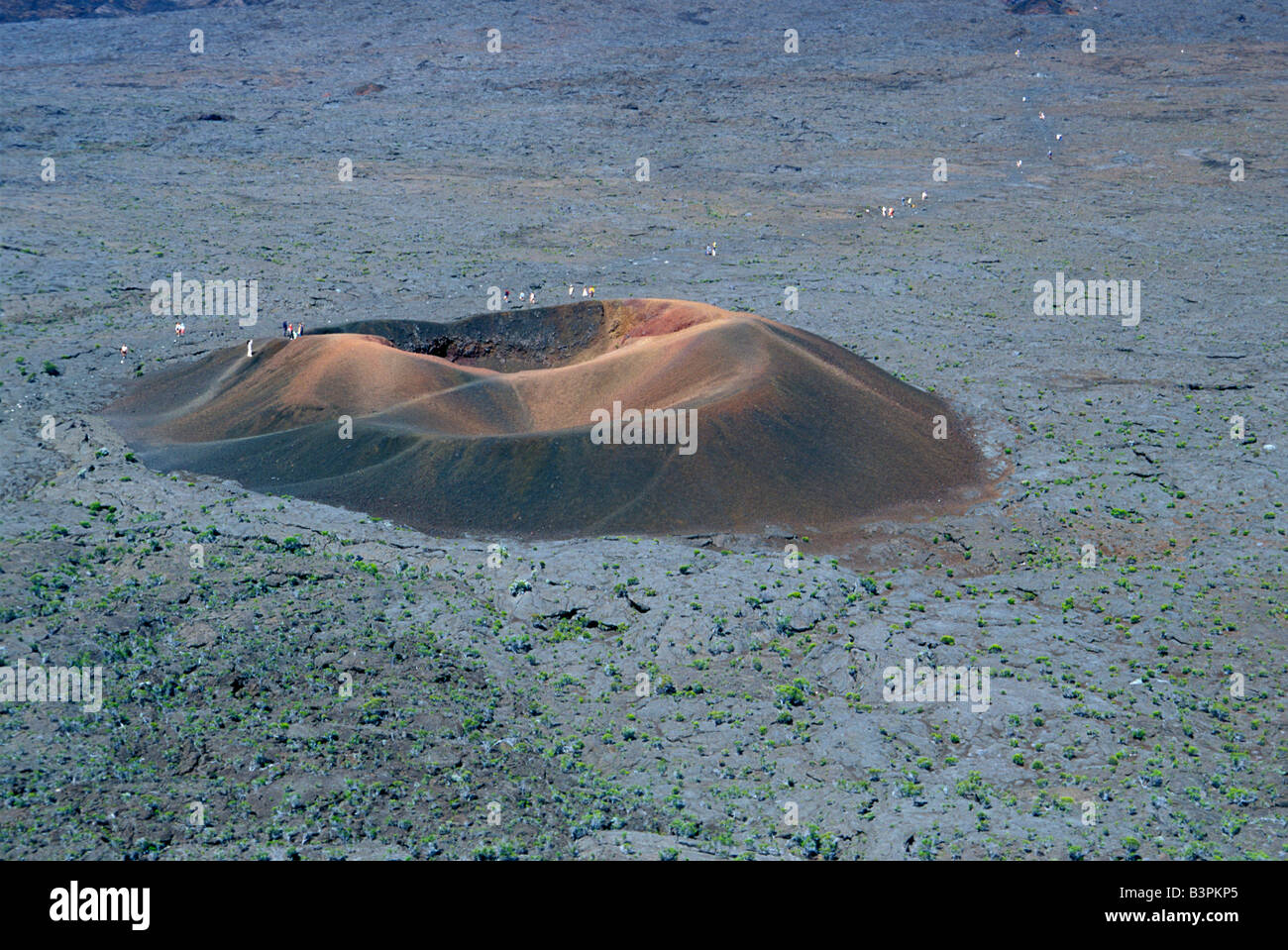 Petit cratère, Piton de la Fournaise volcan bouclier, de l'île de la ...