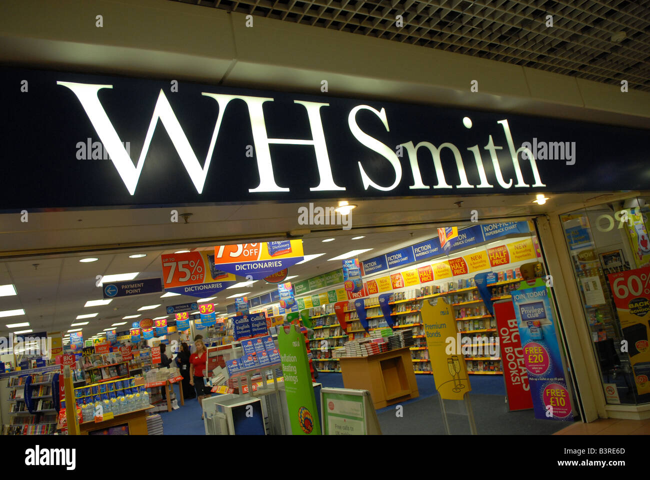 Wh smith logo Banque de photographies et d’images à haute résolution ...
