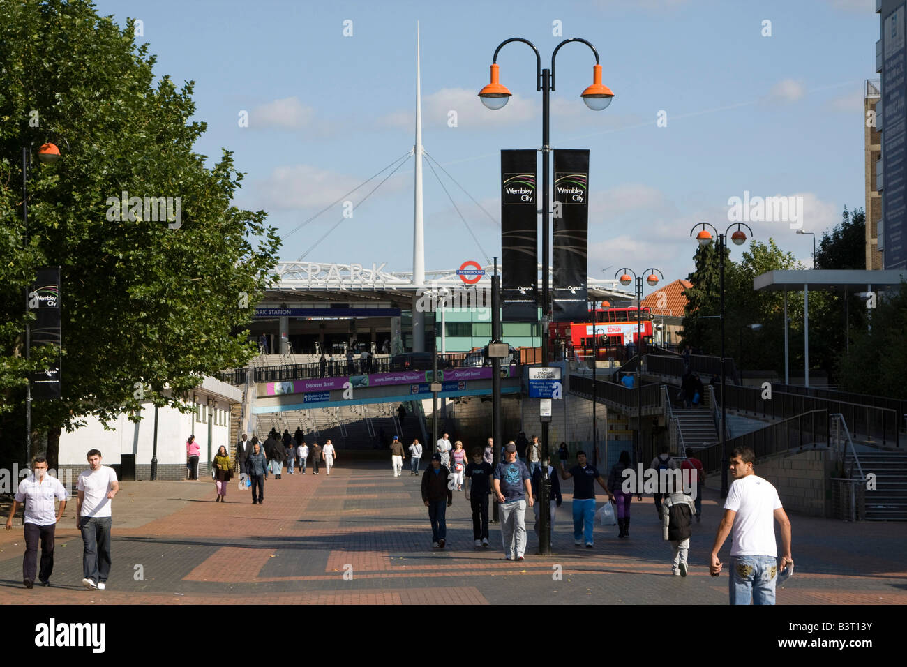 Entrance wembley stadium wembley london Banque de photographies et d ...