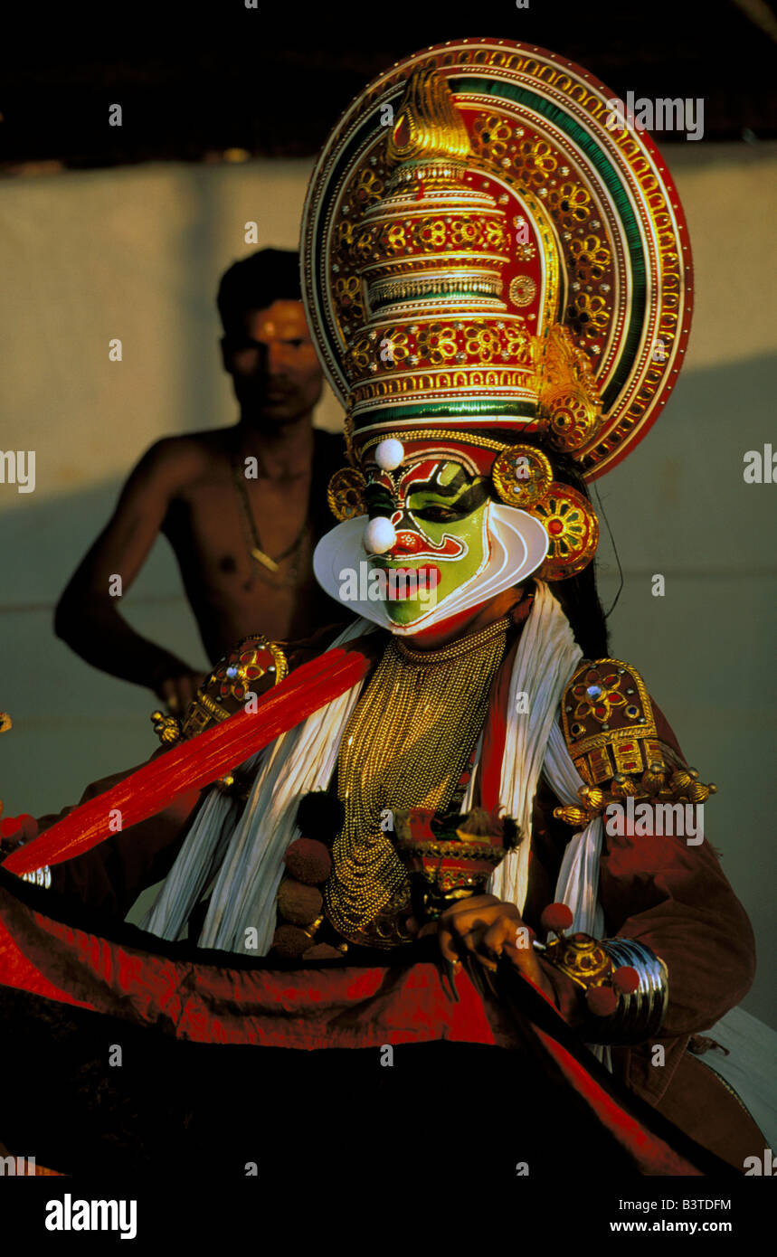 Kerala danseur Banque de photographies et d’images à haute résolution ...