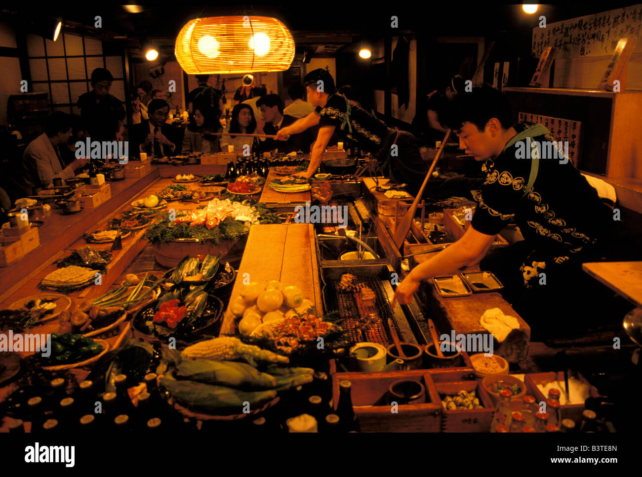 Roppongi restaurant Banque de photographies et d’images à haute ...